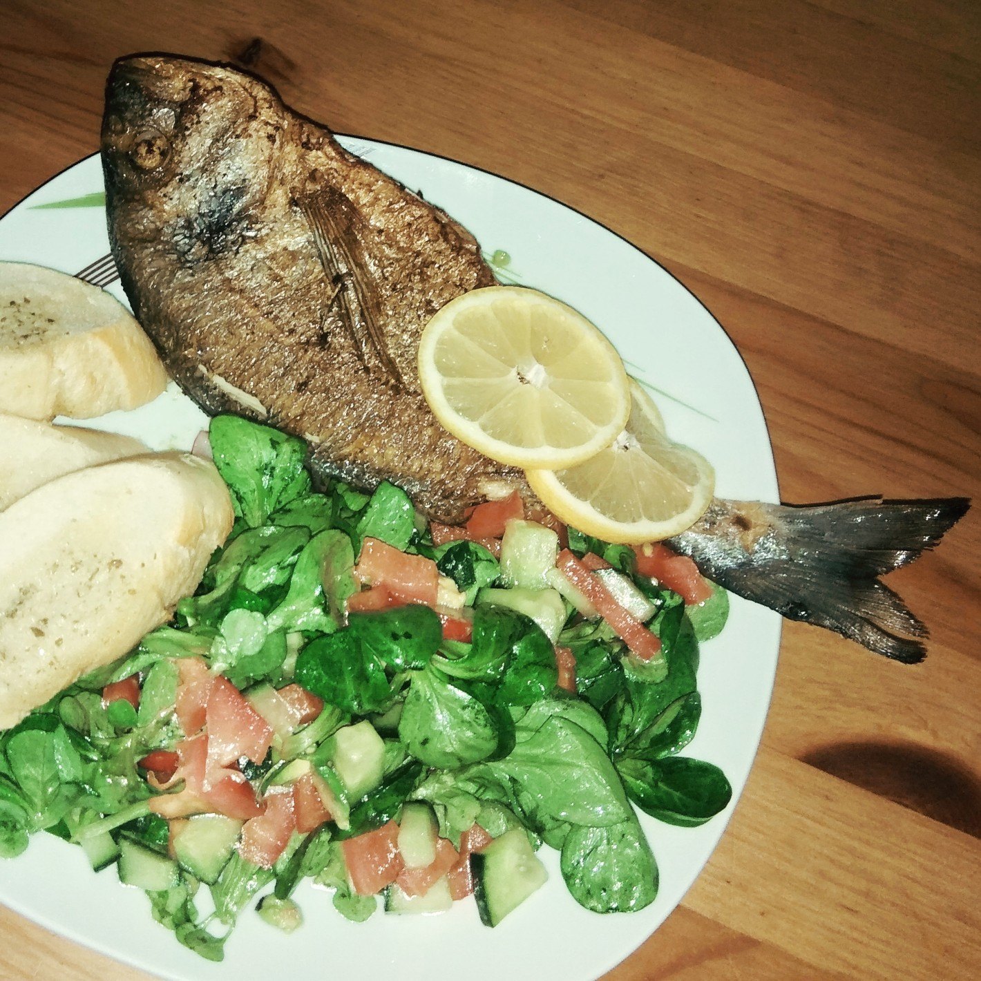 Pražma s avokádovým salátem » MlsnáVařečka.cz